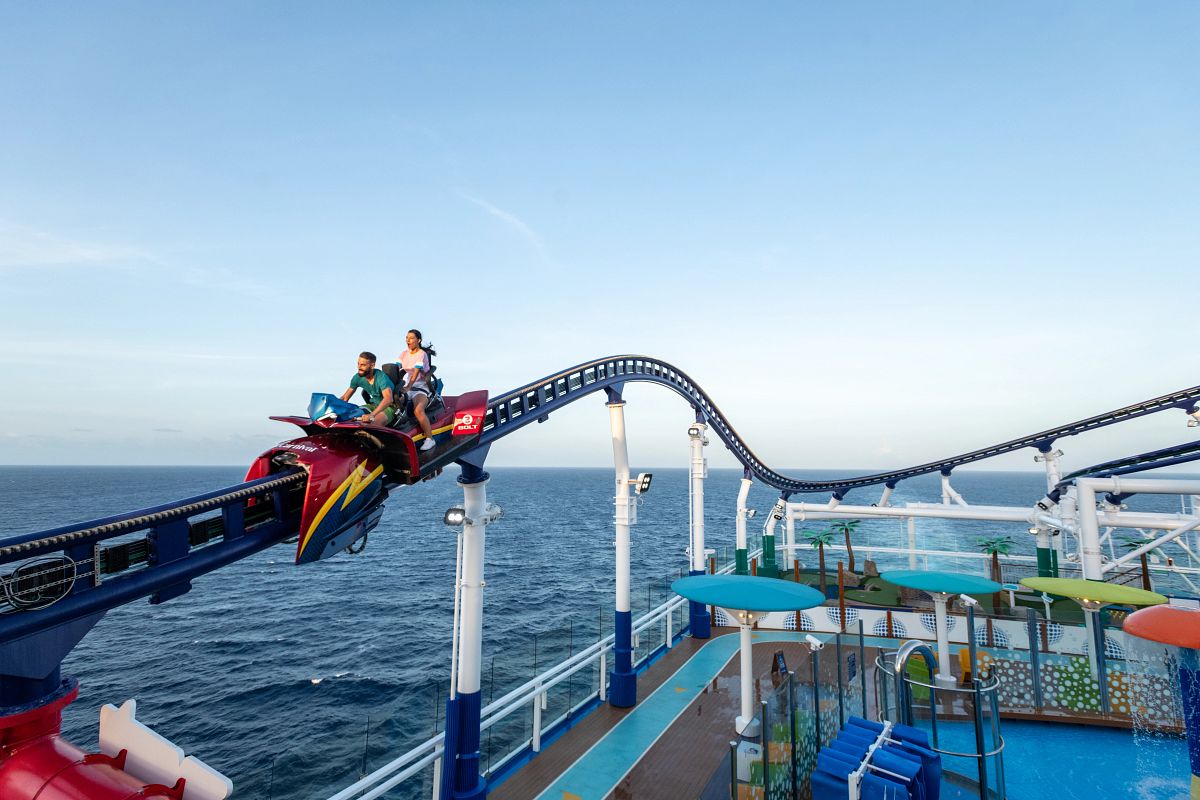 7 Things Carnival Does Better Than Other Cruise Lines