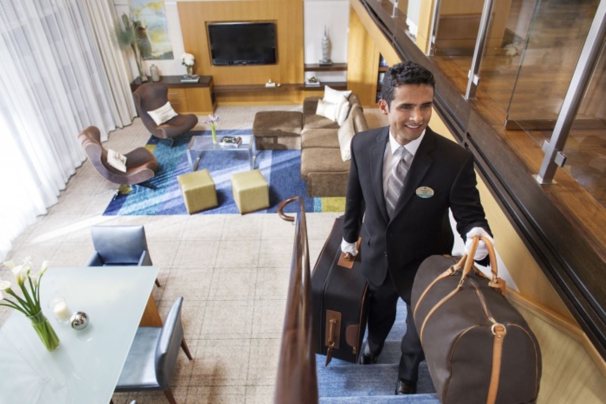 The 5 Best Cruise Lines to Work For