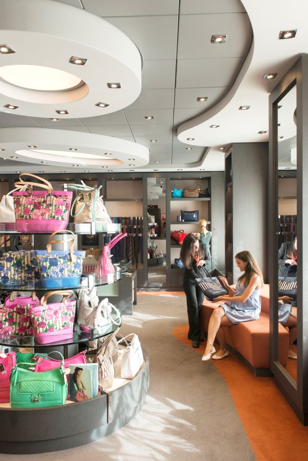 How Much Do Cruise Ship Workers Really Earn? The Truth About Their Pay